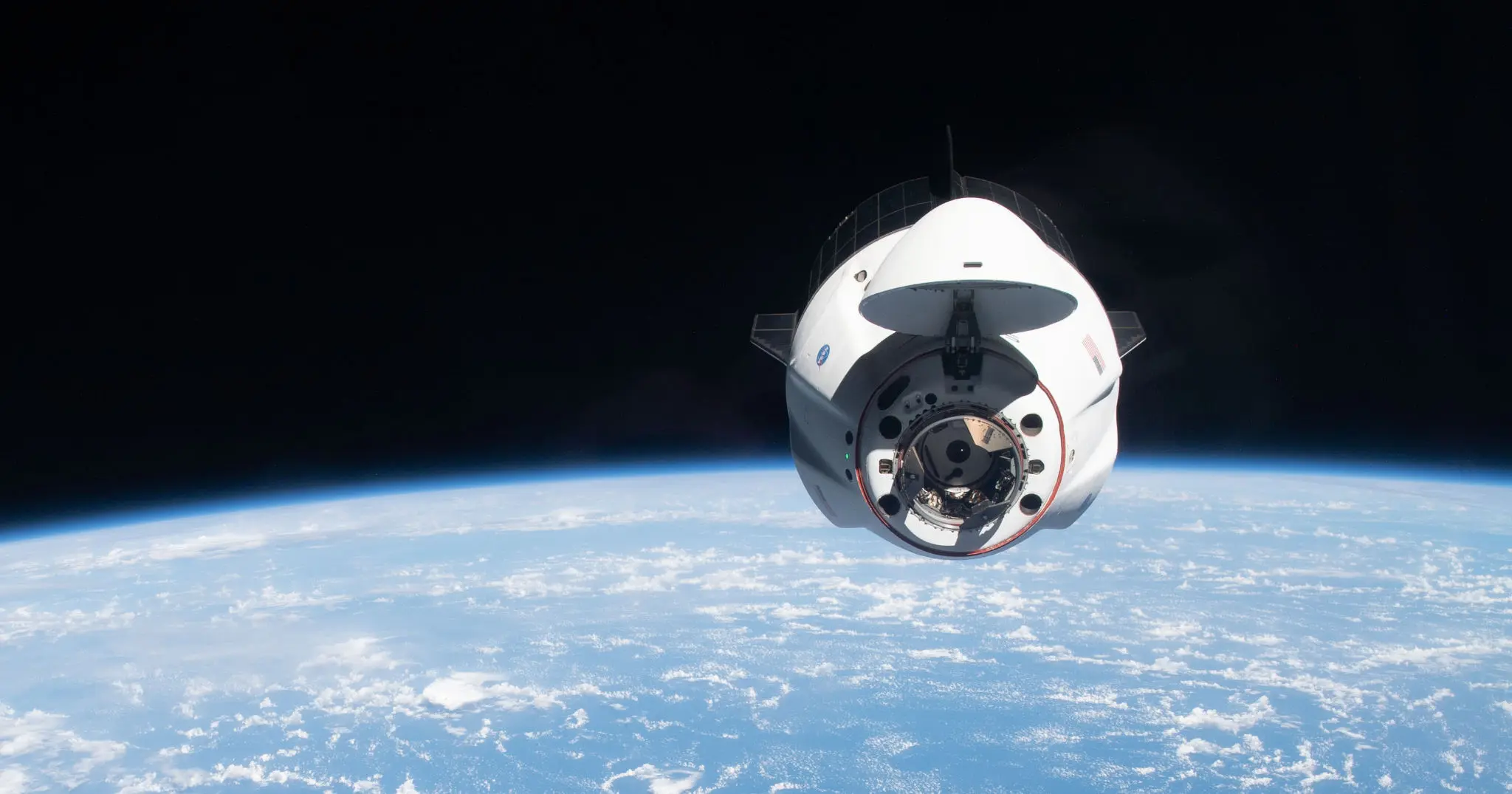 Canon EOS RV và Canon EOS R50 V có thể là hai chiếc máy ảnh khác nhau ...